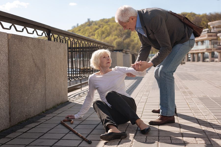 6 Ways to Reduce Fall Risk for Seniors – Vanessa Home Health Services